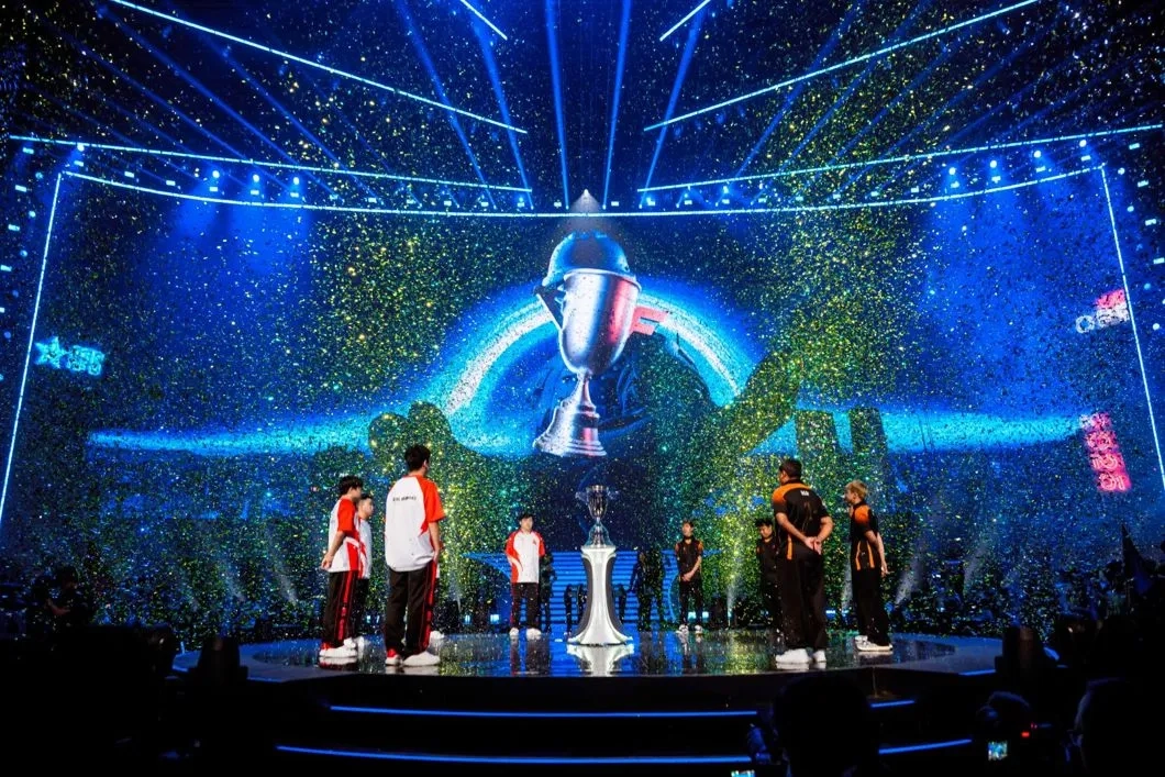 CrossFire Maker Smilegate Consolidating Under Smilegate Holdings - TEA